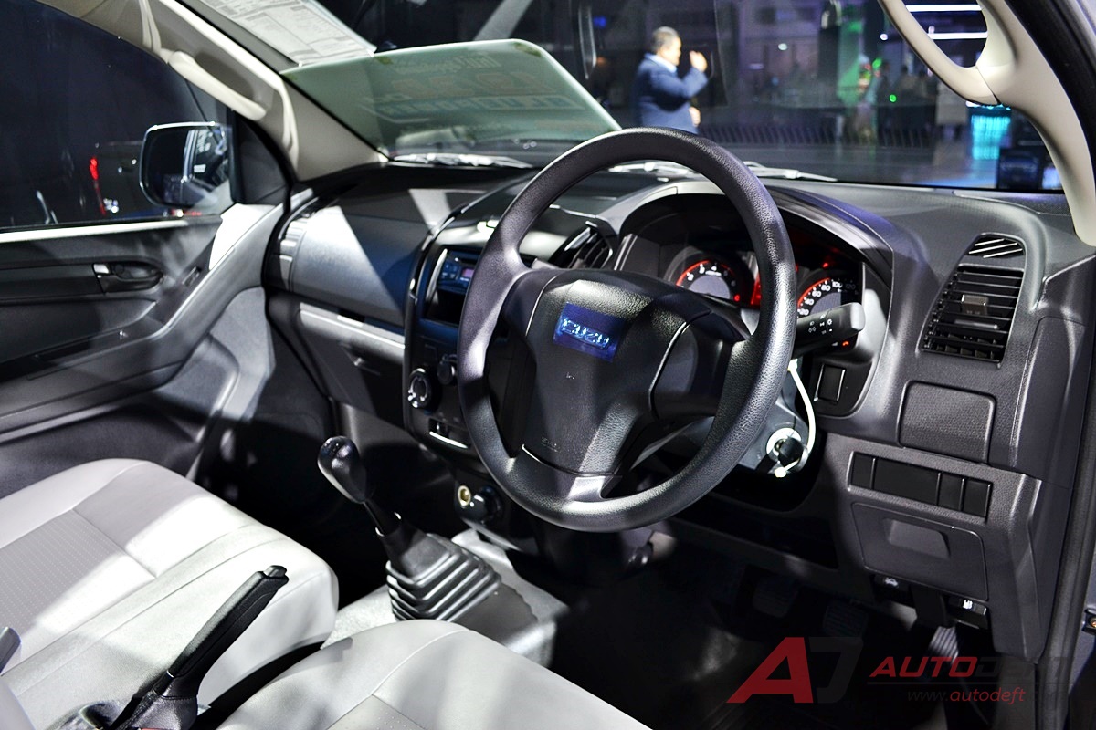 Deft Versus : ปิกอัพตอนเดียวขับสี่….. ที่สุดของคนพันธุ์ลุย | AUTODEFT ข่าวรถยนต์ รีวิวรถ รถใหม่ ...